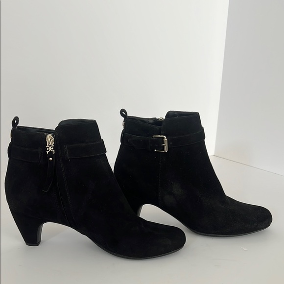 Sam Edelman | Shoes | Sam Edelman Suede Black Ankle Boots Size 8 | Poshmark